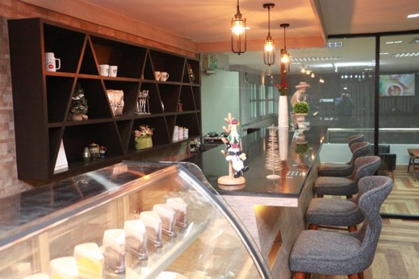 "189 Cafe" ร้านกาแฟชั้นลอย ในสไตล์โมเดิร์น