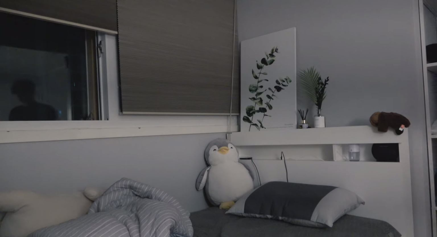 รูปพื้นหลังเวลาเรียนออนไลน์ เปลี่ยนให้สดใส เปลี่ยนตอนเก็บห้องไม่ทัน